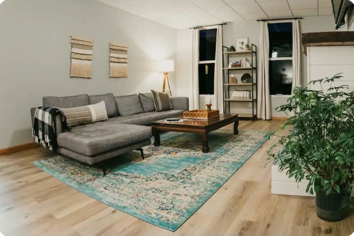 100 N Third  Cozy Downtown Apartment  Pet Friendly! - Marquette, MI