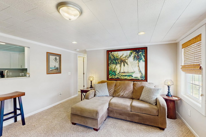 Dog-friendly Coastal Home With Enclosed Yard And Boat Parking Available - Harkers Island, NC