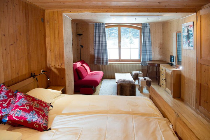 Charming Ski-in/ski-out Chalet - Lenzerheide