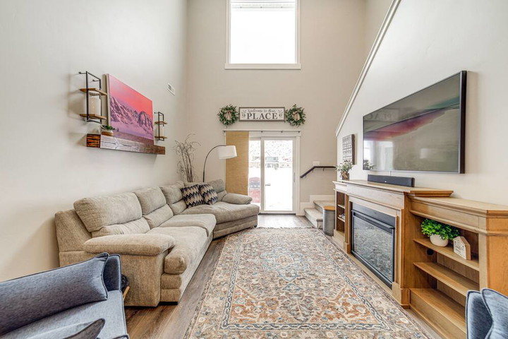 Hike, Fish & Ski! Bright Swan Valley Townhome - Swan Valley, ID