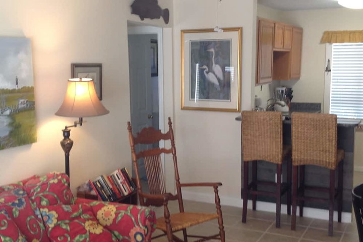 Perfect In Historic Downtown Beaufort + 2 Bikes. Checkout Our Reviews! - Beaufort, SC