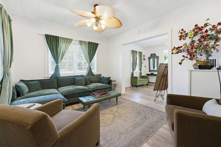 Historic Melbourne Retreat Near River And Dining - Melbourne Beach, FL
