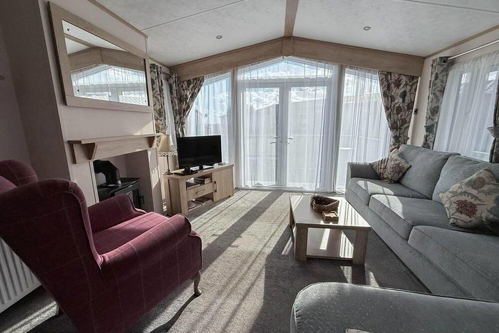 Beautiful Caravan With Decking And Wifi At Azure Sea, Suffolk Ref 32025az - Norfolk