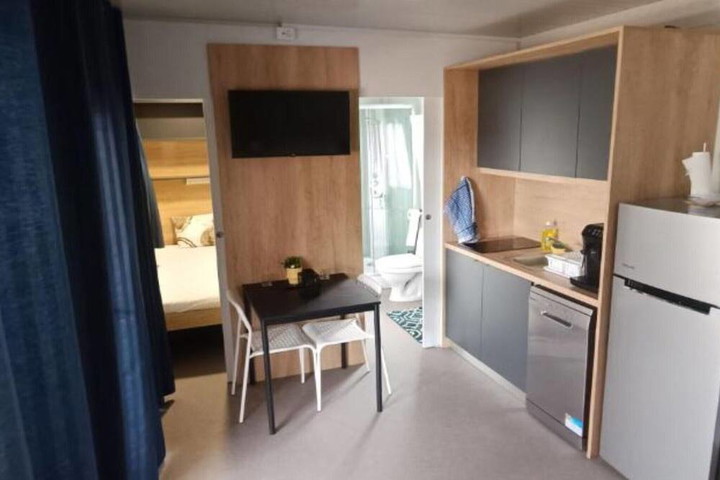 Classic Two Bedroom Mobile Home With Terrace And Sea View (Br2) - Murter