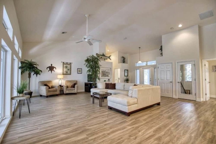 Waterfront Oasis And Boaters Paradise! Coastal Style Home With Boat Dock! - Venice, FL