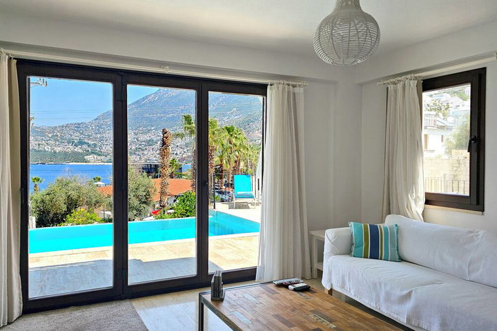 Luxury Sea Front Villa With Stunning Sea View Infinity Pool (Heated). Free Wi-fi - Kalkan