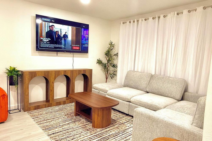 Furnished Home Near Downtown Dallas - Richardson, TX