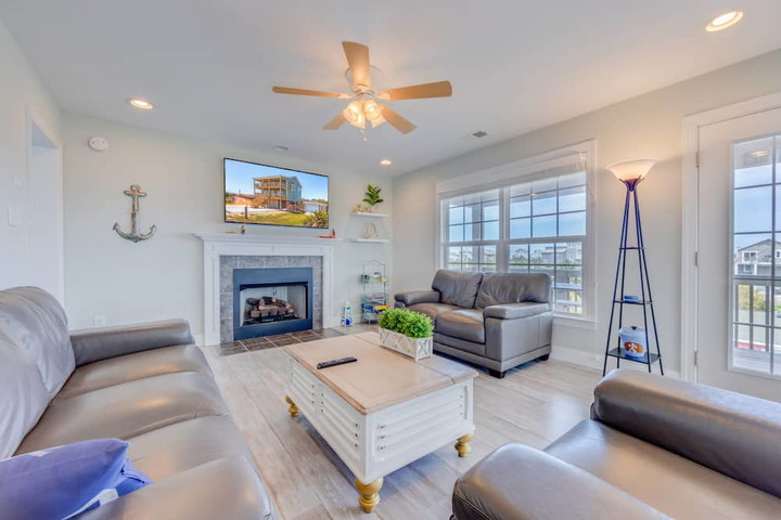Oceanview Dog Friendly Home W/ Private Pool & Hot Tub. Your Vacation Safe Haven! - Outer Banks, NC