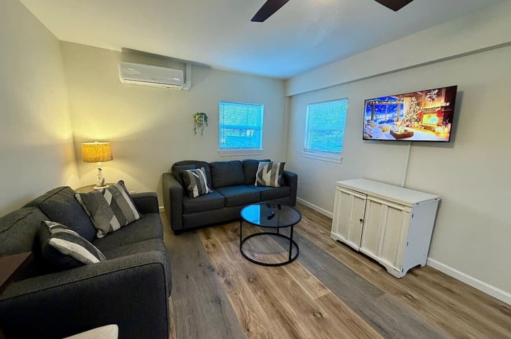 Charming Beaufort Space | Perfect 4 Extended Stays - Beaufort, SC