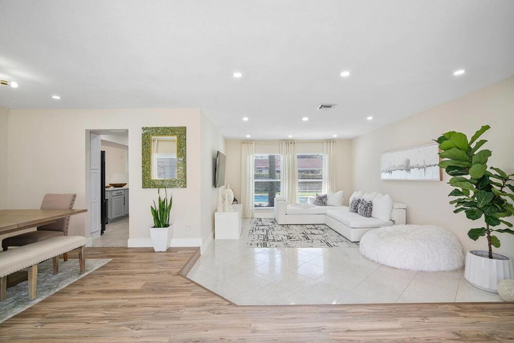 Family-friendly Luxury Pool Home In Florida Near Fort Lauderdale And Miami Beach - Margate, FL