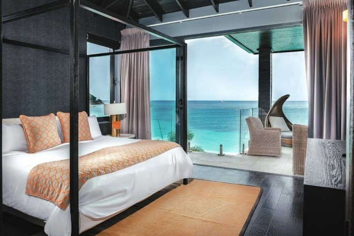 Barracuda Negra: Luxury 4-bedroom Beachfront Villa With Private Gym, Antigua - Antigua and Barbuda