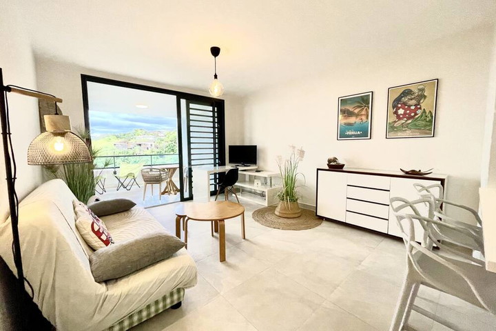 Mititai Condo, Sea View & Pool, The Quiet Place Near The Airport - French Polynesia