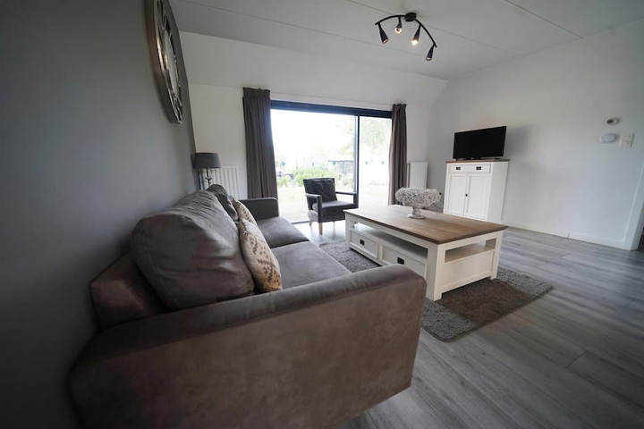 Apartment With 2 Bedrooms And 1 Bathroom - Lommel