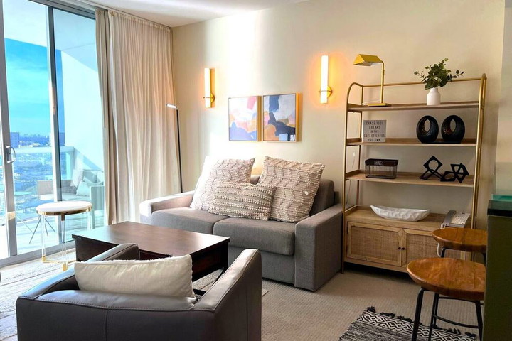 Oceanfront Condominium With With Breathtaking View - Sunny Isles Beach, FL