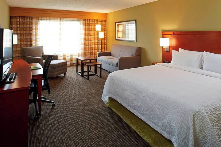 Marriott Ithaca | King | Ithaca Commons, Finger Lakes Wine Country - Ithaca, NY