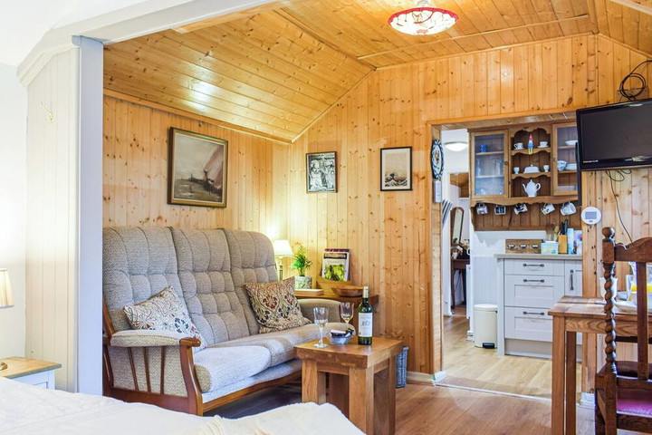 Woodcarver's Cottage - Shropshire