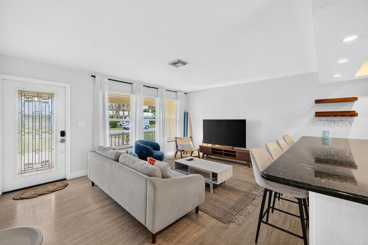 Tropical 4bedroom Villa W Pool - Pompano Beach, FL