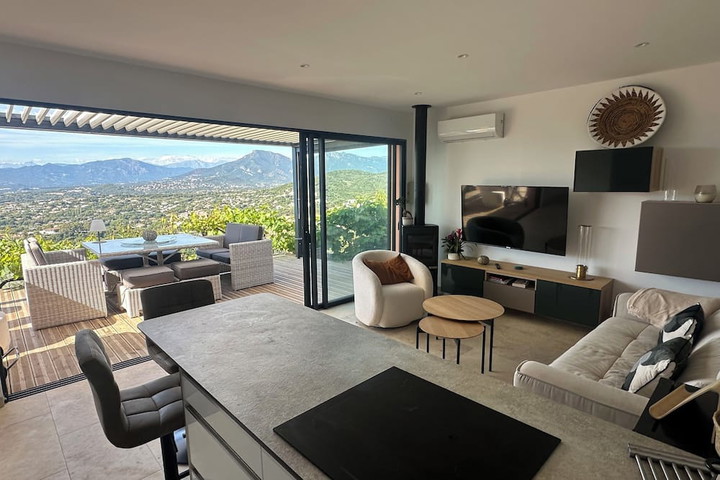 Le Vignoble: Havre De Paix 2 Ou 4pers à Porticcio Avec Piscine Privée Et Vue Mer - Ajaccio