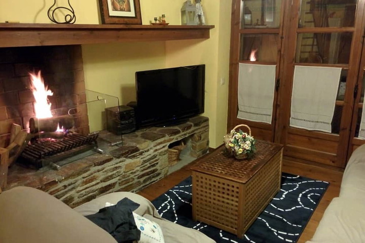 Three-story Townhouse - Vielha