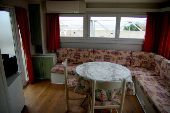 Sea Side Private Mobil-home, Large External Terrace, Private Parking - Agde