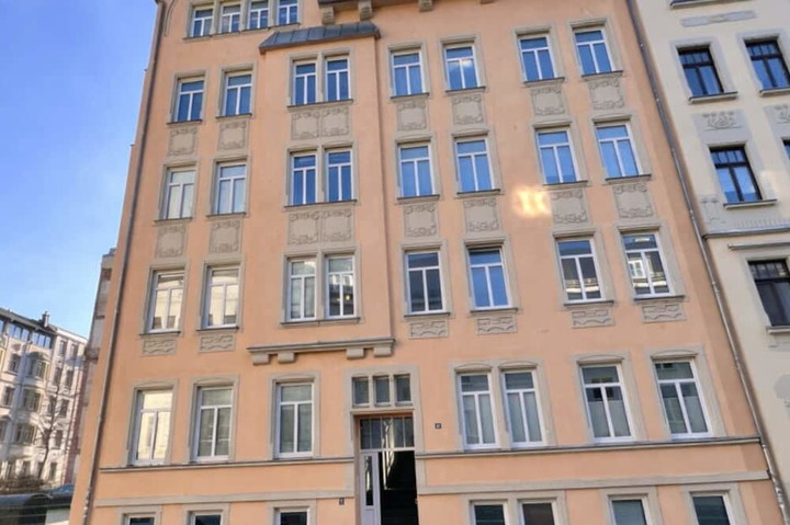 Traveling Like At Home: 70m² + Parking Space + Balcony - Chemnitz