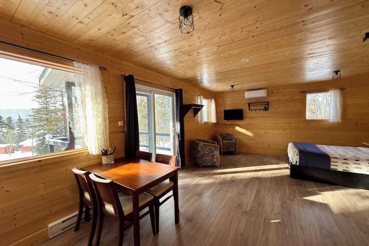 Mini Chalet | In The Heart Of Pohénégamooks Activities - Quebec