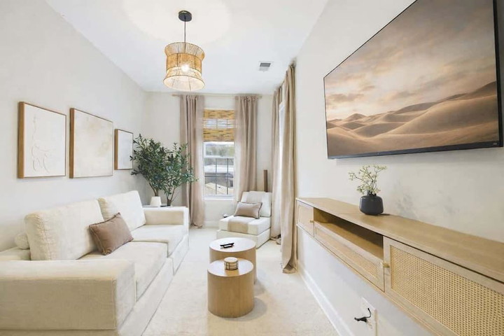 Boutique Apartment W/ Private Deck & Fire Pit - Andersonville - Chicago