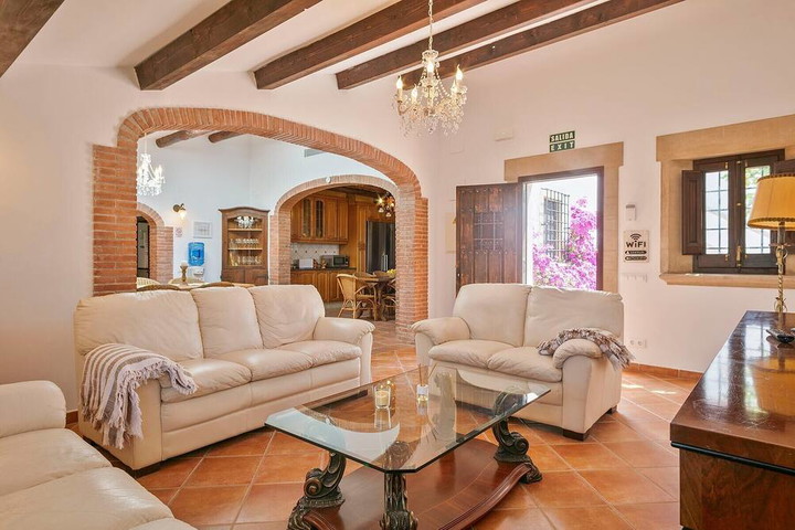 Villa 'Masia Luxmarspa' Avec Vue Sur La Montagne, Wi-fi Et Climatisation - Catalogne