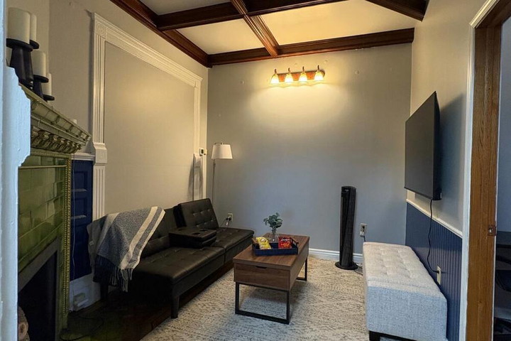 Dm-a Historic 2br Apartment - Treasure Lake, PA