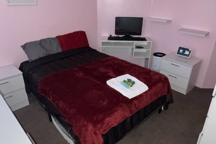 Cozy 1-bedroom House In Beautiful Tamarac With Fully Furnished, Laundry And Wifi - Tamarac