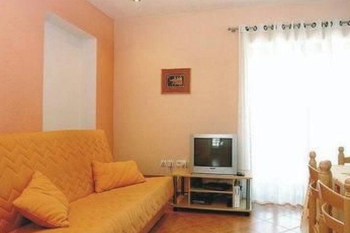 In Buje Mit Barbecue By Interhome - Izola
