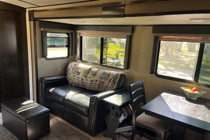 Lake Huron Rv Rental With Boat Slip - Michigan