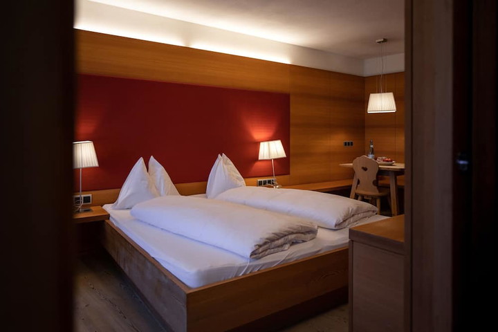 Room 4 With Mountain View - Corvara, BZ, Italy