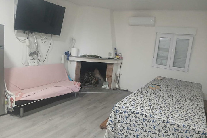 A Farmhouse Located Five Minutes From The Zebreira Municipal Swimming Pools - Castelo Branco