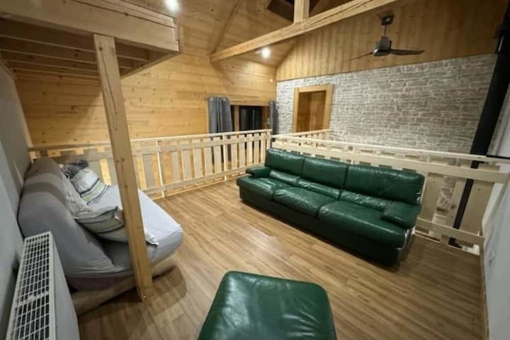 Léden Gîte 4 De 90 M² Au Cœur Dun Domaine De 3 Ha, Pour 8 Voyageurs - Doubs