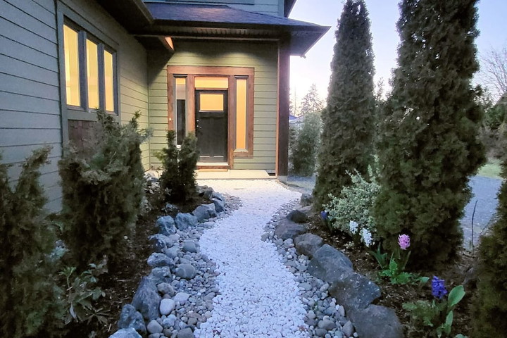 Large West Coast Home Near The Seaside - Cumberland