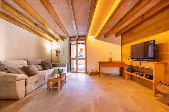 Casa Leon, 4 People, Terrace With Jacuzzi - Pollença