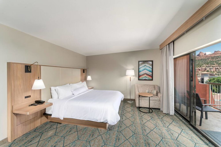 Overlook Uptown - Boutique King Room With Balcony  And  Mtn Views @ Matterhorn - Oak Creek Canyon, AZ