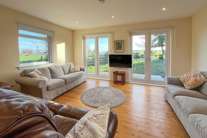 4 Bedroom Accommodation In Drem, North Berwick - North Berwick