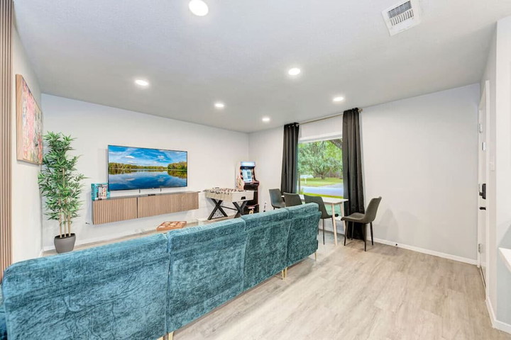 Private Pool & Games - Pet-friendly Fun Stay Mins To Downtown & Airport - Austin, TX