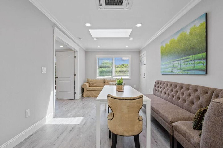 Spacious 1 Bed/1 Bath Apt In Santa Clara W/patio - Santa Clara, CA