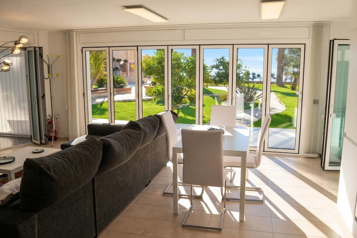 Homerez - Apartamento Espacioso En Tarragona + Piscina - Tarragona