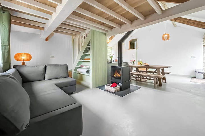 2 Bedroom Accommodation In Tavistock - Tavistock