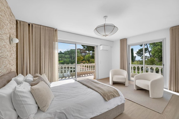 Villa-baño Privado-de Gran Tamaño - Antibes