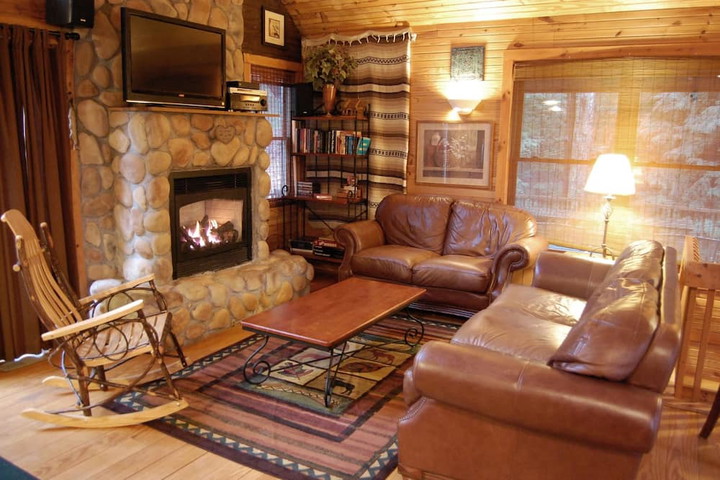 Harvest Moon Cottages - The Overlook   00088 - Ohio