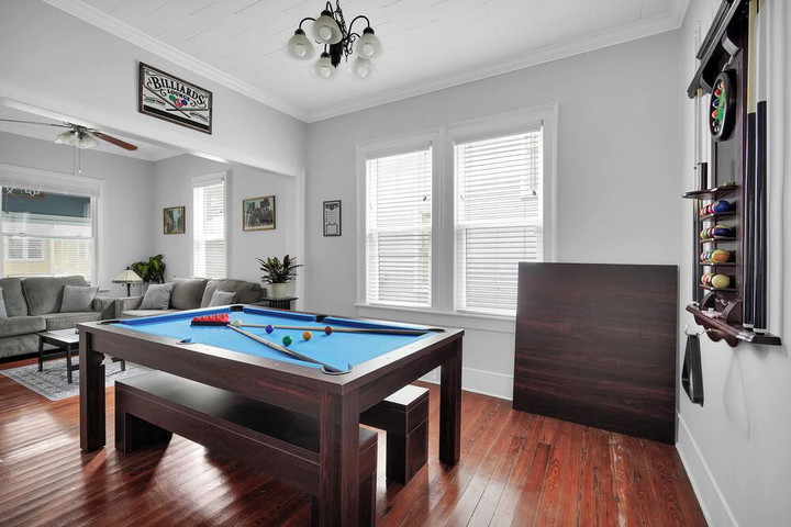 Hot Tub- 80's Arcade- Pool Table- 7 Car Parking- Historic Downtown 6/4- Events! - St. Augustine, FL