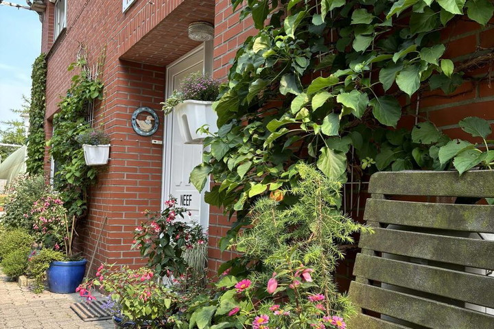 Gemütliche 2-raum-wohnung, 2 Pers., Emden Am Deich, Parkplatz, Grillplatz, Wlan - Emden