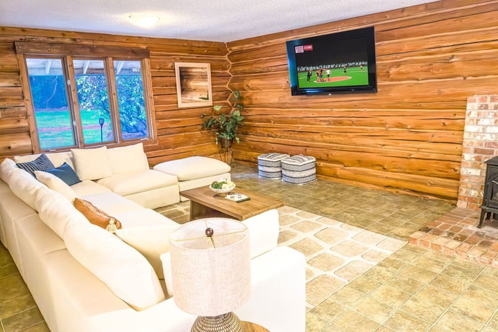 Red Mountain Retreat  Restore - Reconnect - Rise - Cultus Lake