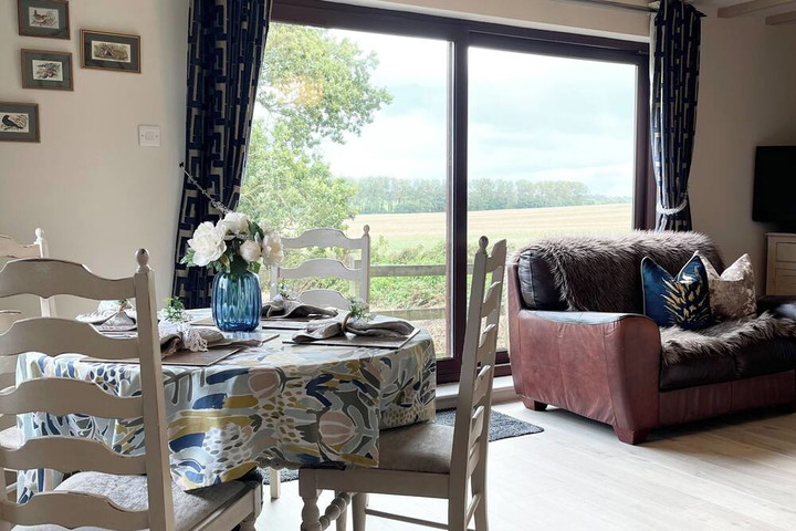 2 Bedroom Accommodation In Southrepps - North Walsham