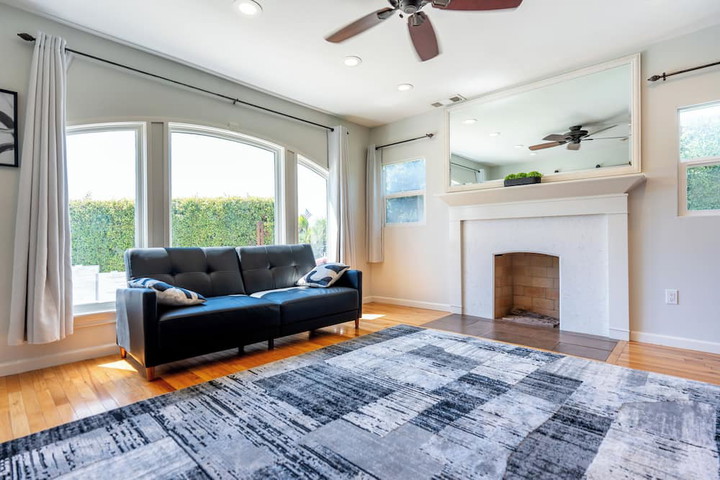 Close To Everything Fun - Charming 2-br /2 Ba House In San Diego Wifi Ac Parking - Santee